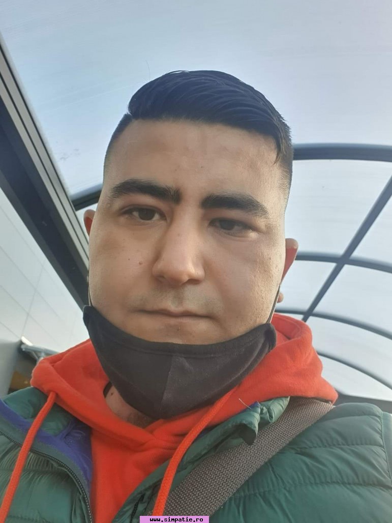 Aurash, Barbat, 30 ani, Braila, Romania