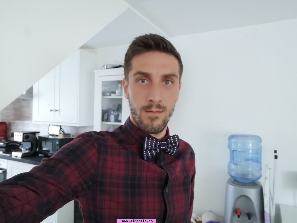 Bogdan B., Barbat, 36 ani, Iasi, Romania