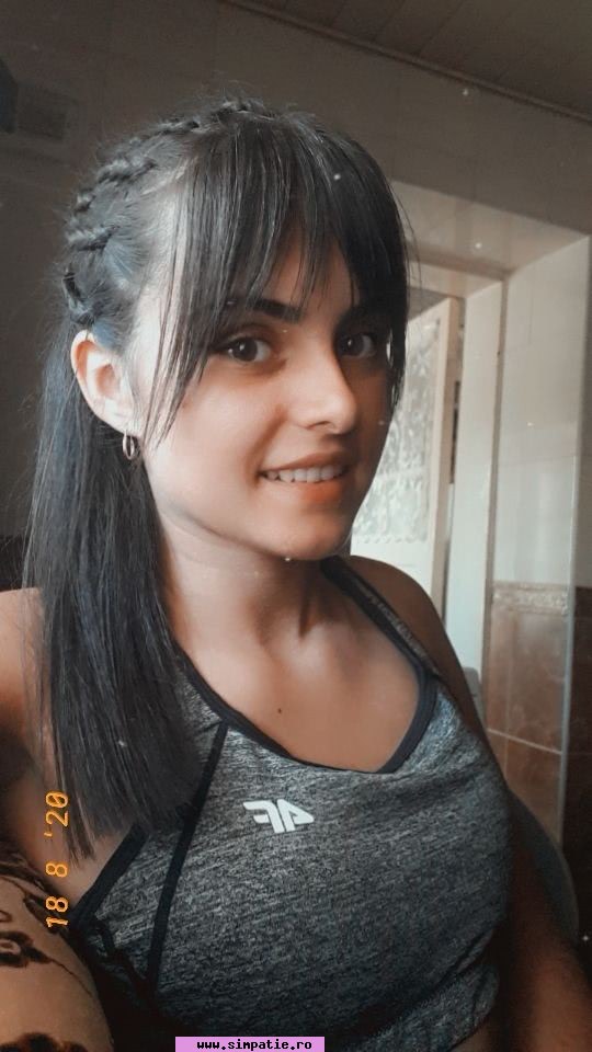 Daniela04, Femeie, 28 ani, Sibiu, Romania