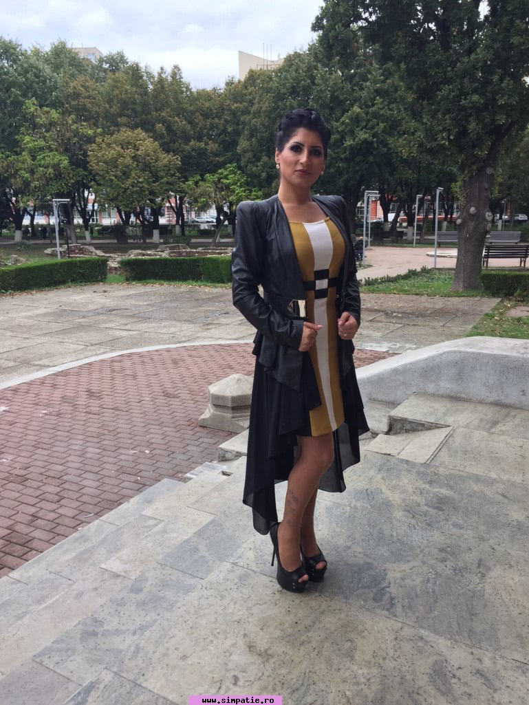 Elena Istrate, Femeie, 24 ani, Bucuresti, Romania