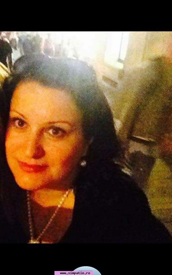 Lorela, Femeie, 46 ani, Timis, Romania