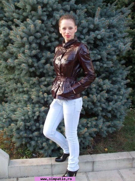 Alexa_dina, Femeie, 35 ani, Republica Moldova